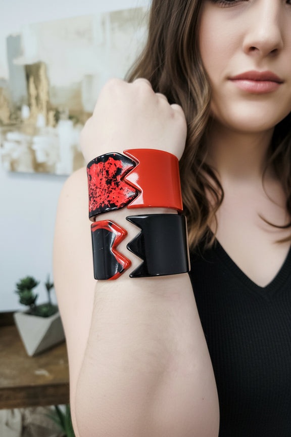 Vintage Italian Cuff Bracelets with Zigzag Closure – jfybrand